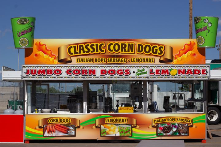 Jim Straight Concessions Corn Dogs – North Dakota State Fair